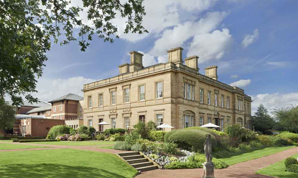 Oulton Hall | MeetingVenues.com