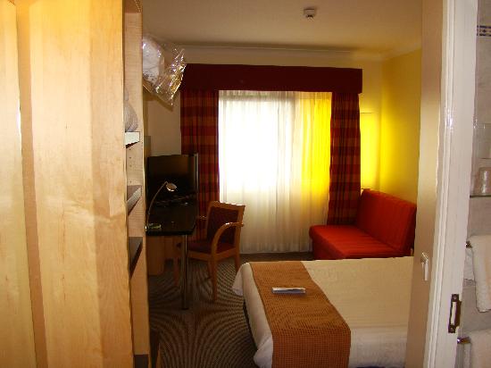 Express By Holiday Inn CHESTER-RACECOURSE | MeetingVenues.com